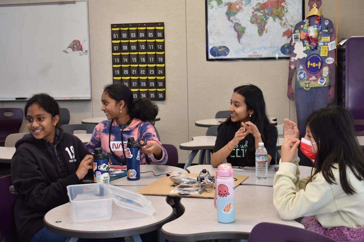 Girls Who Code Summit Used Boe-Bot And Cyber:bot To Study Coding And ... Girls Who Code Summit Used Boe-Bot And Cyber:bot To Study Coding And ...