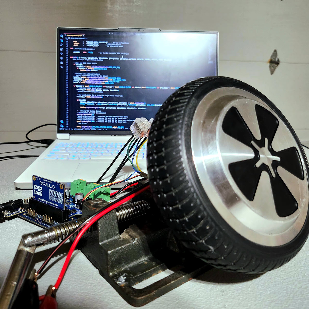 Propeller 2 Brushless Motor Control Demo With Kevin Ahr - Parallax