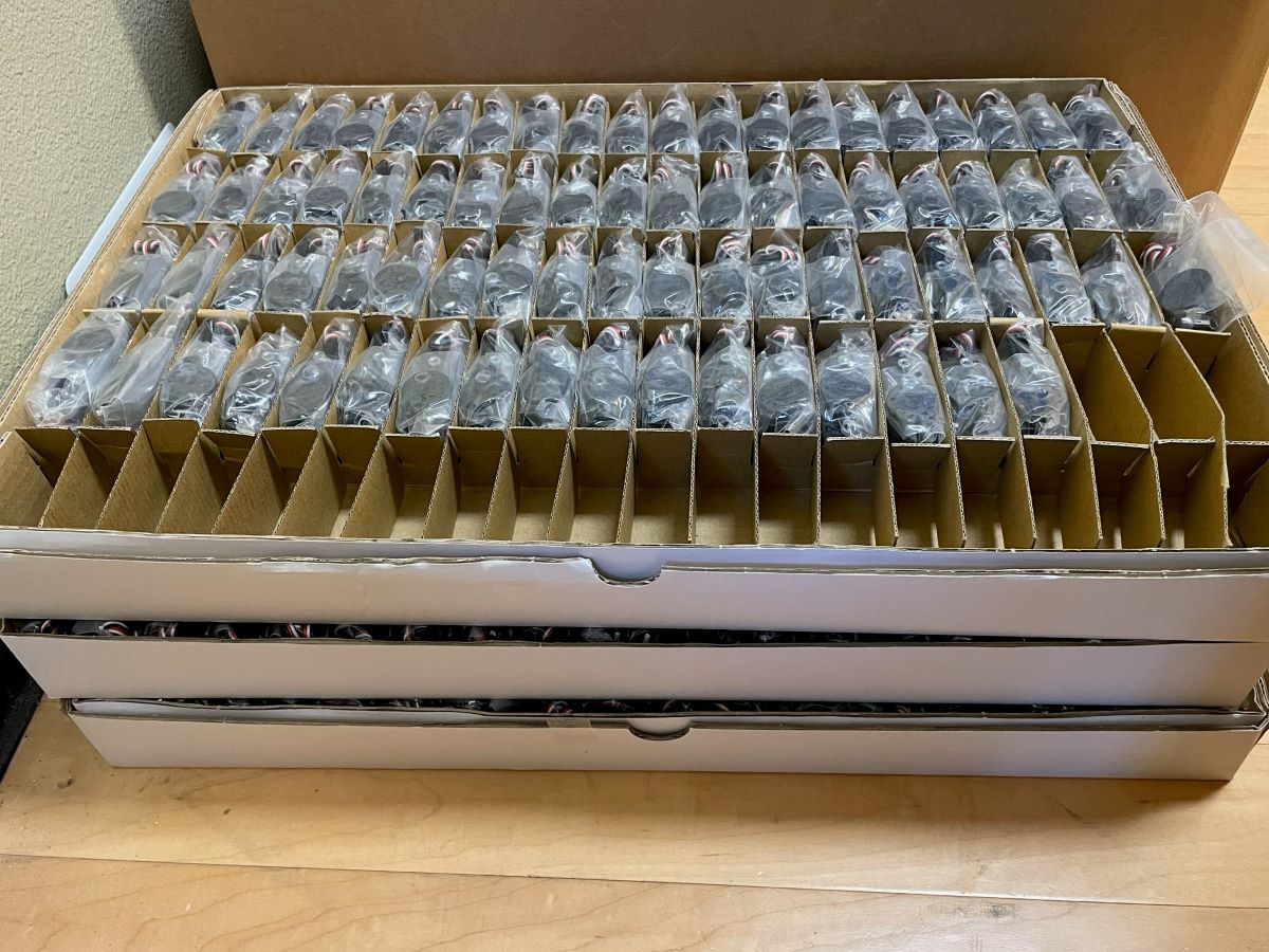 Parallax Servos In 10-Pack Bundles + Quiet Release Of Factory-calibrated, Pre-centered ...